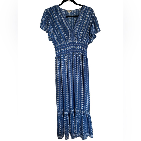 Max Studio | Dresses | Max Studio Navy Floral Maxi Dress | Poshmark